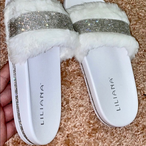 Liliana | Shoes | Size Only Left Rhinestone Fluffy Slides | Poshmark